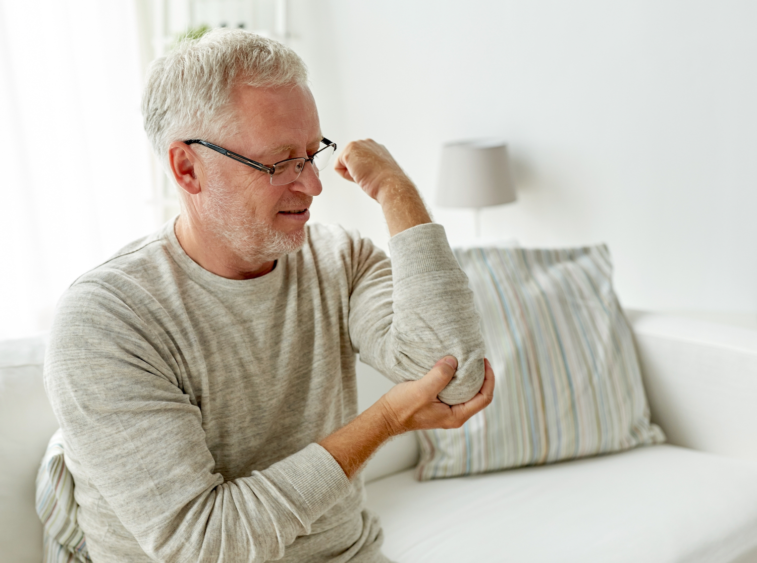 Elbow Pain Treatment in Wichita Falls - TMAC